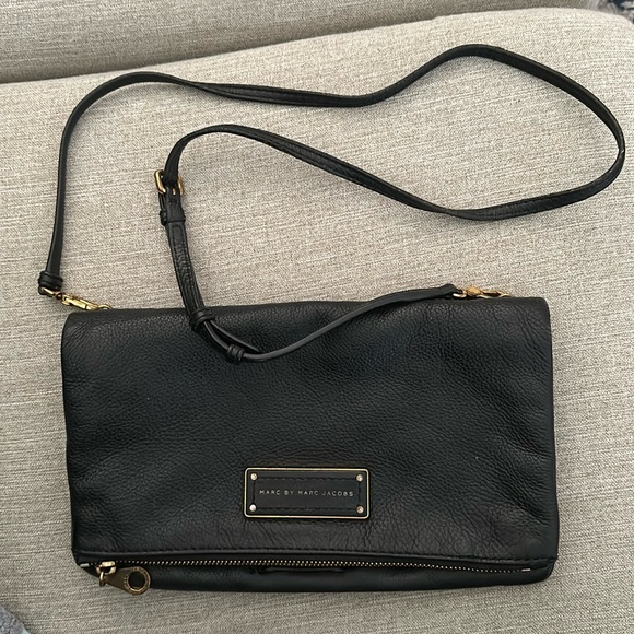 Marc By Marc Jacobs | Bags | Marc By Marc Jacobs Side Body Black Cow ...